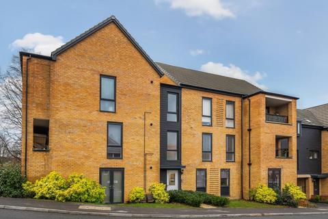 2 Bed Properties For Sale In Basingstoke | OnTheMarket