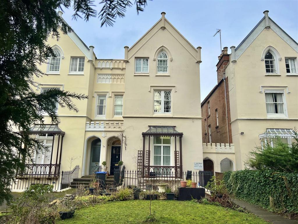Leam Terrace, Leamington Spa CV31 1 bed apartment for sale - £145,000