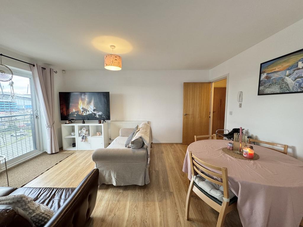 The Waterfront, Manchester, M11 4BX 1 bed apartment - £900 pcm (£208 pw)