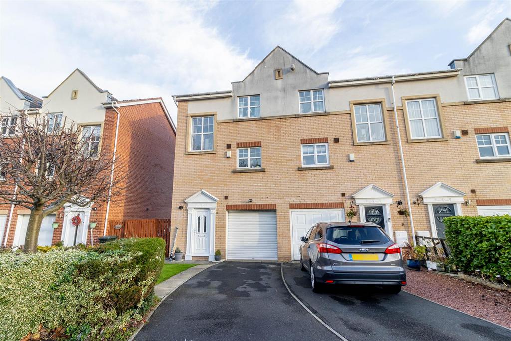 Chirton Dene Quays, North Shields 3 bed end of terrace house - £300,000