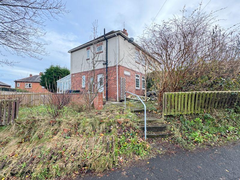 Heddon View, Blaydon 3 bed semi-detached house - £75,000