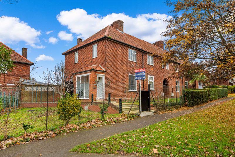 Reigate Avenue, Sutton 2 bed end of terrace house - £450,000