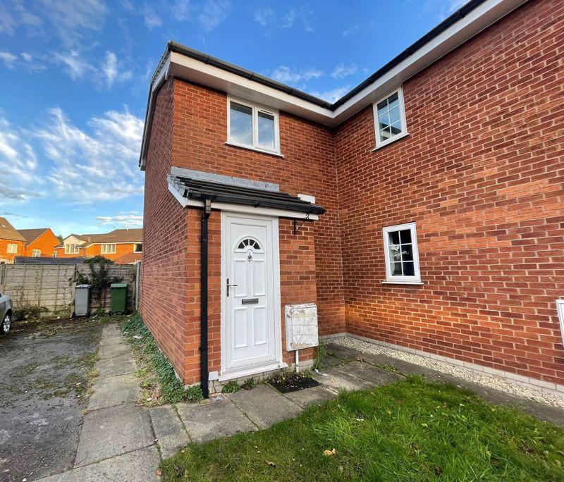 Teal Close, Altrincham WA14 2 bed semi-detached house for sale - £240,000