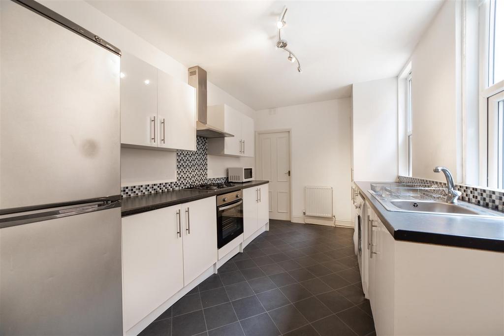 £130pppw - Mildmay Road, Jesmond NE2 2 bed flat to rent - £1,127 pcm (£ ...