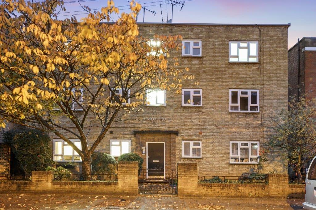 Farleigh House, Halton Road, Islington 1 bed flat to rent - £1,900 pcm ...