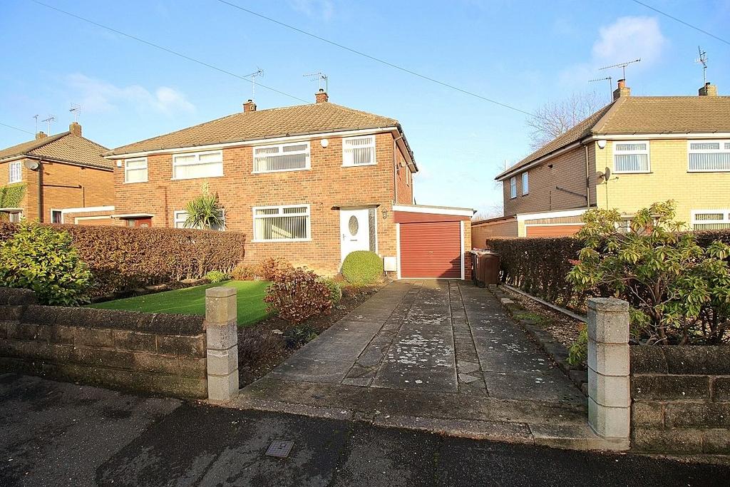 Croft Road, Brinsworth, Rotherham 3 bed semi-detached house - £190,000