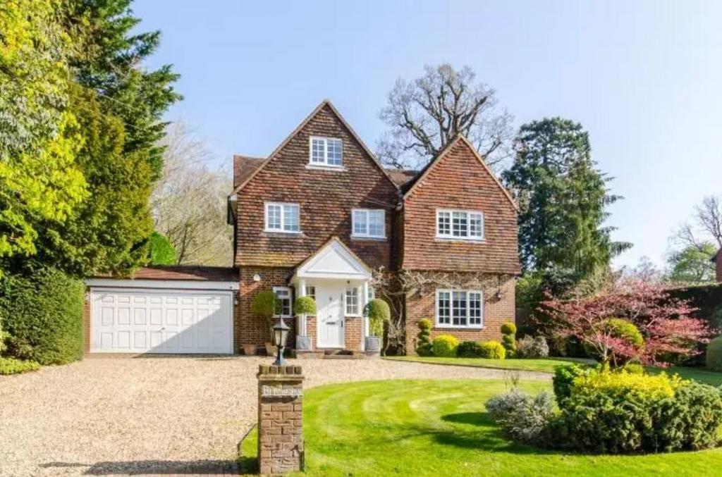 South View Road, Pinner Hill, HA5 6 bed detached house for sale - £ ...