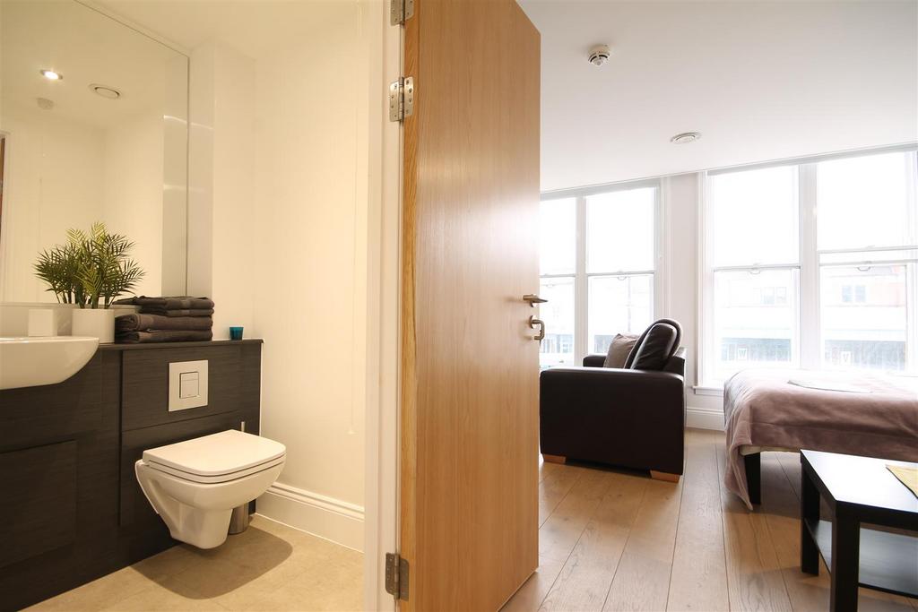 The Bruce Building, City Centre Studio to rent - £913 pcm (£211 pw)