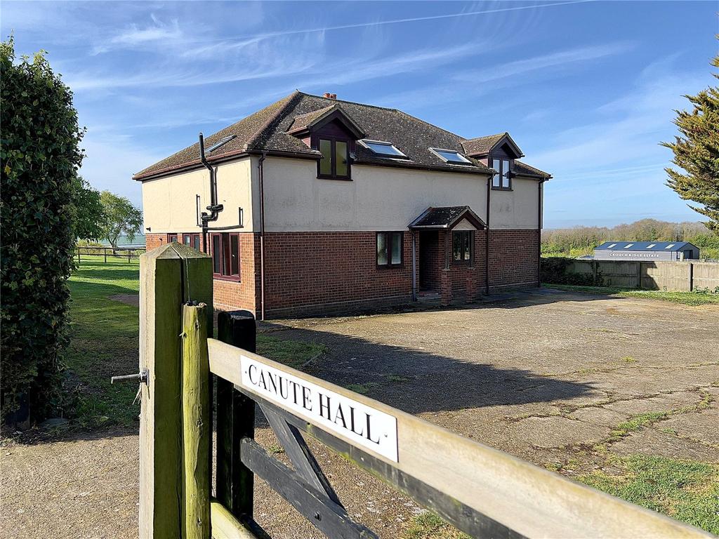 Fambridge Road, Althorne, Chelmsford... 4 bed detached house - £550,000