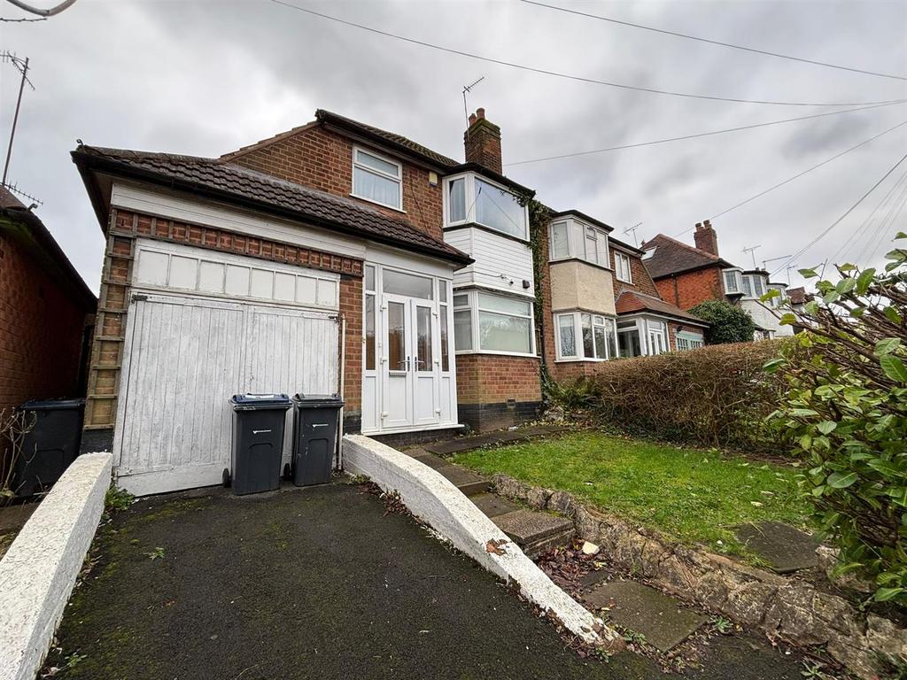 Harts Green Road, Birmingham 3 bed house - £1,400 pcm (£323 pw)