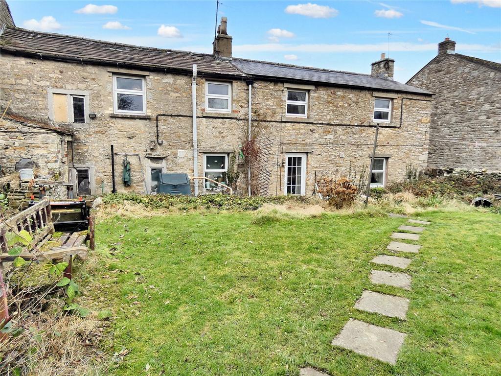 Aysgarth, Leyburn, North Yorkshire, DL8 3 bed link detached house - £ ...