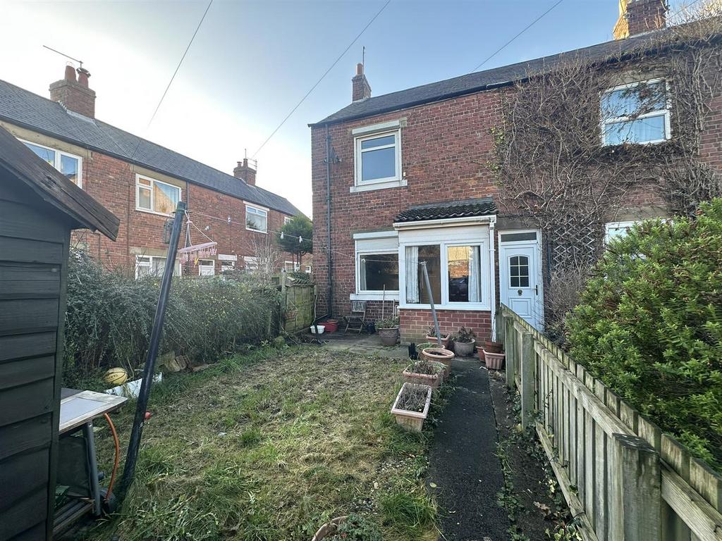 Grey Place, Morpeth 2 bed end of terrace house for sale - £115,000