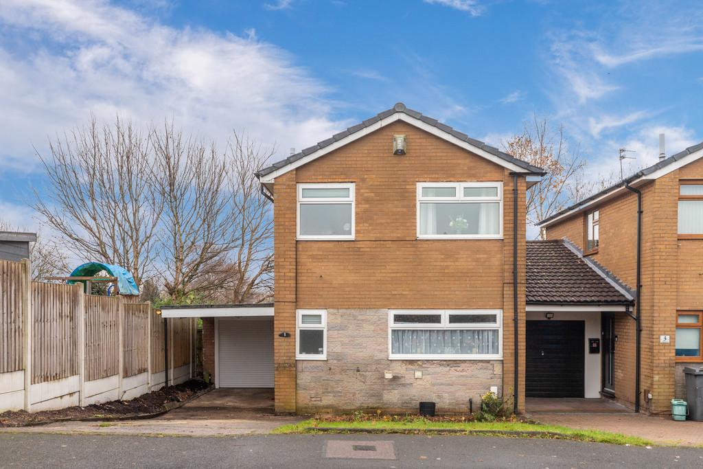 Partridge Way, Chadderton OL9 3 bed link detached house - £260,000