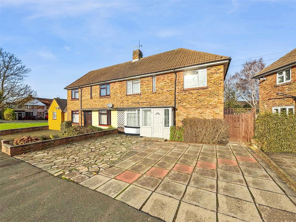 Eynsford Crescent, Bexley, Kent, DA5 3 bed semi-detached house - £475,000