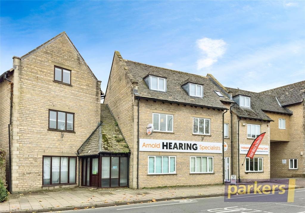 Langdale Gate, Witney, Oxfordshire, OX28 1 bed apartment - £1,150 pcm ...