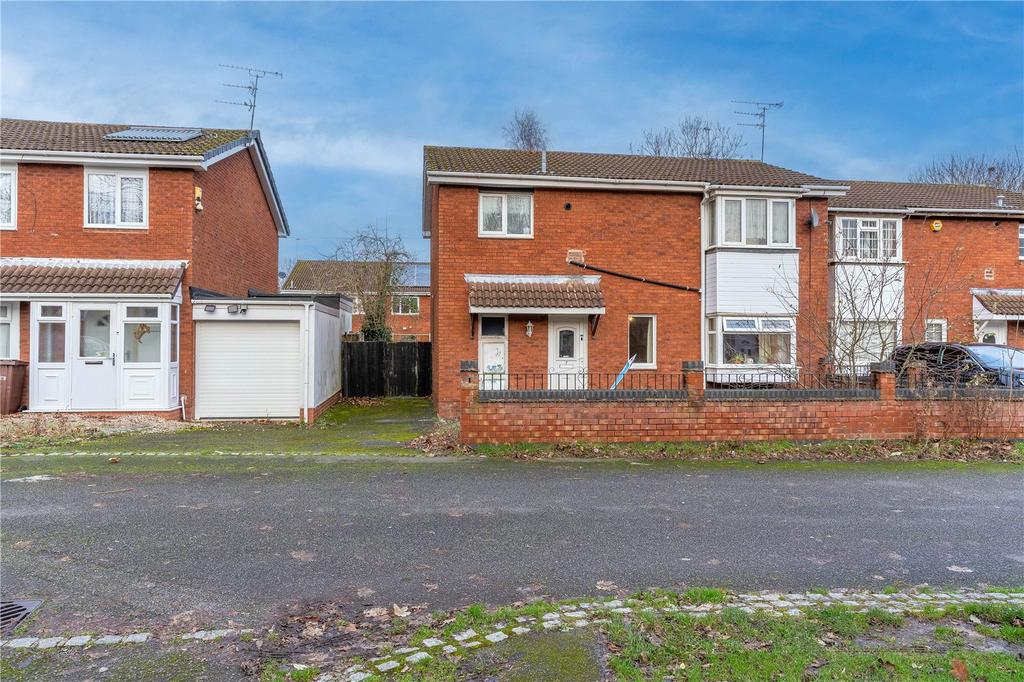 Rathwell Close, Pendeford... 4 bed semi-detached house for sale - £200,000