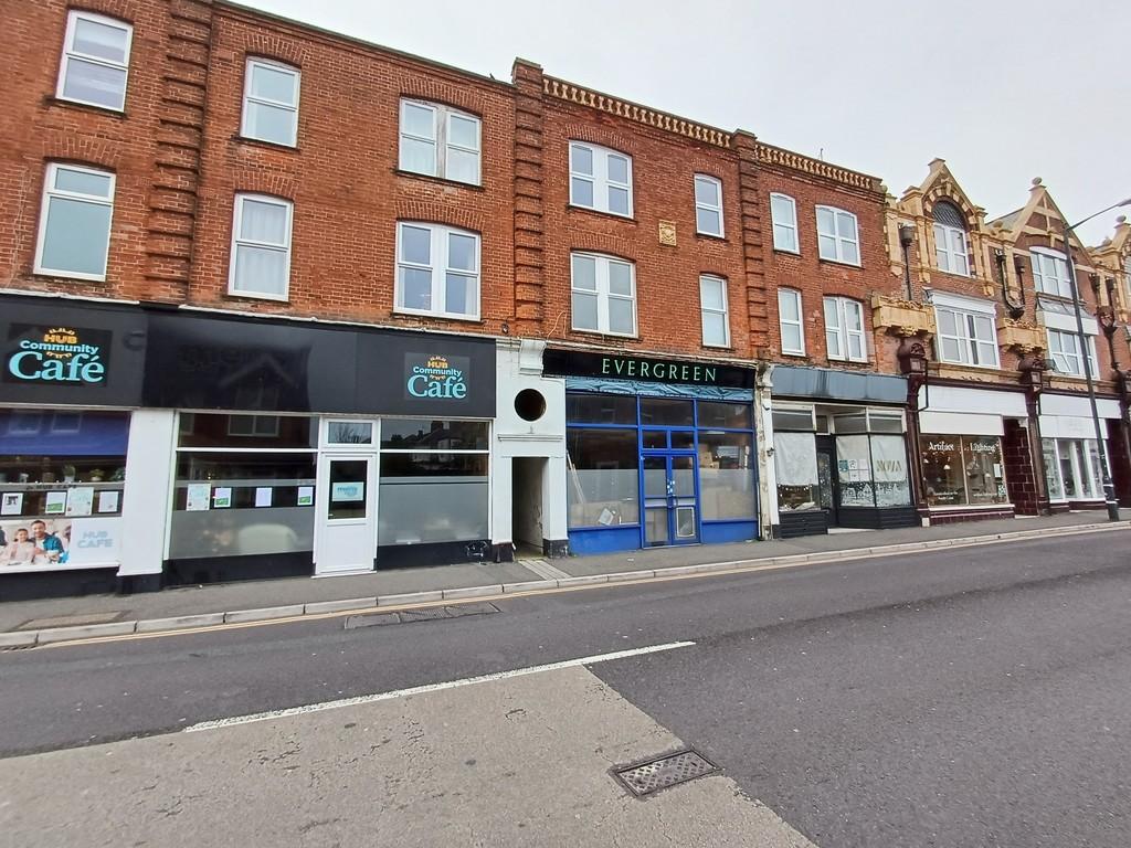 Seabourne Road, Bournemouth 2 bed apartment - £1,050 pcm (£242 pw)