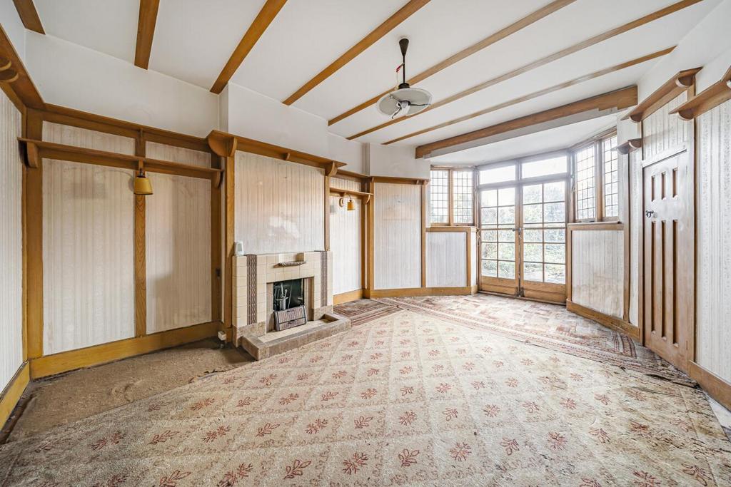 Crescent Lane, Clapham 3 bed terraced house - £950,000