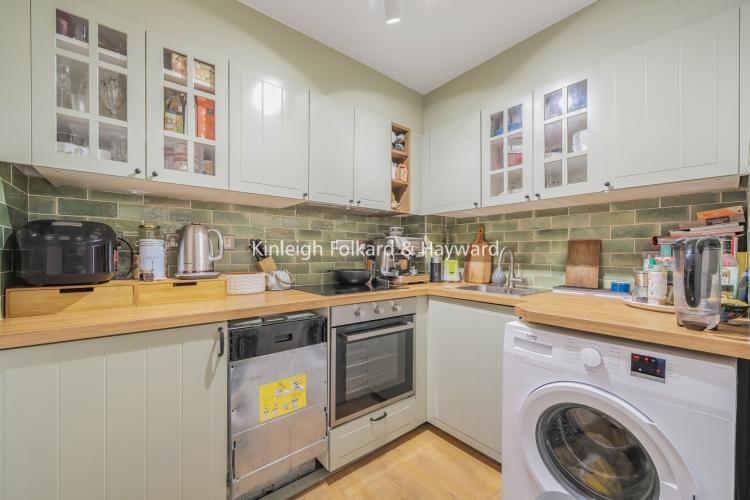 Bywater Place London SE16 1 bed apartment - £1,650 pcm (£381 pw)