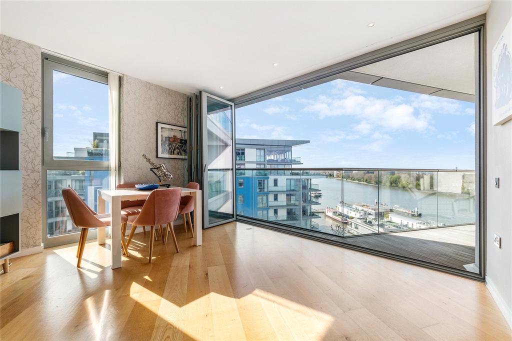 Eastfields Avenue, London, SW18 2 bed apartment for sale - £650,000