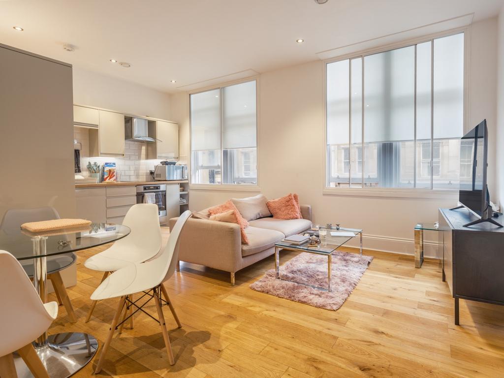 Chaucer Building, Newcastle Upon Tyne... 2 bed apartment - £1,846 pcm ...