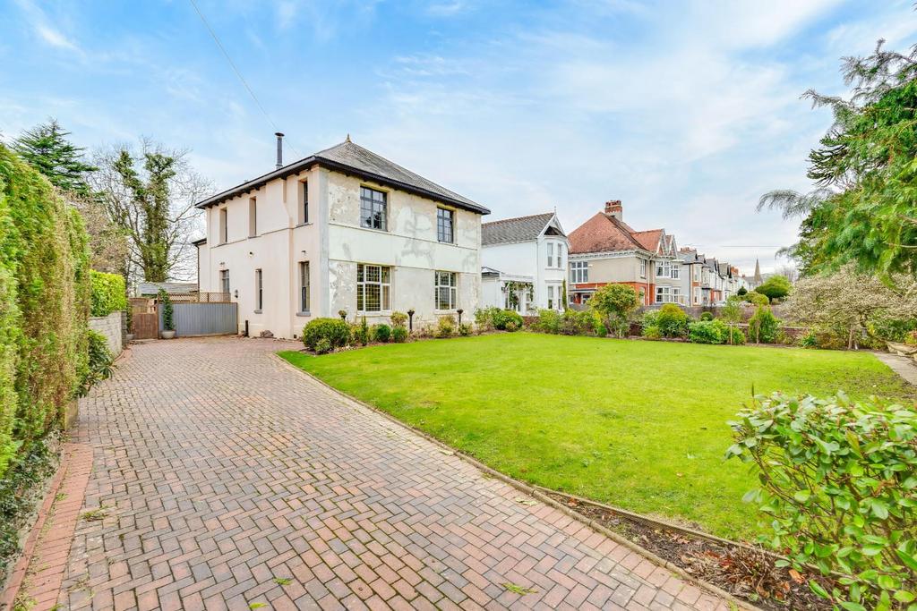Merthyr Mawr Road, Bridgend, Bridgend... 5 bed detached house - £600,000