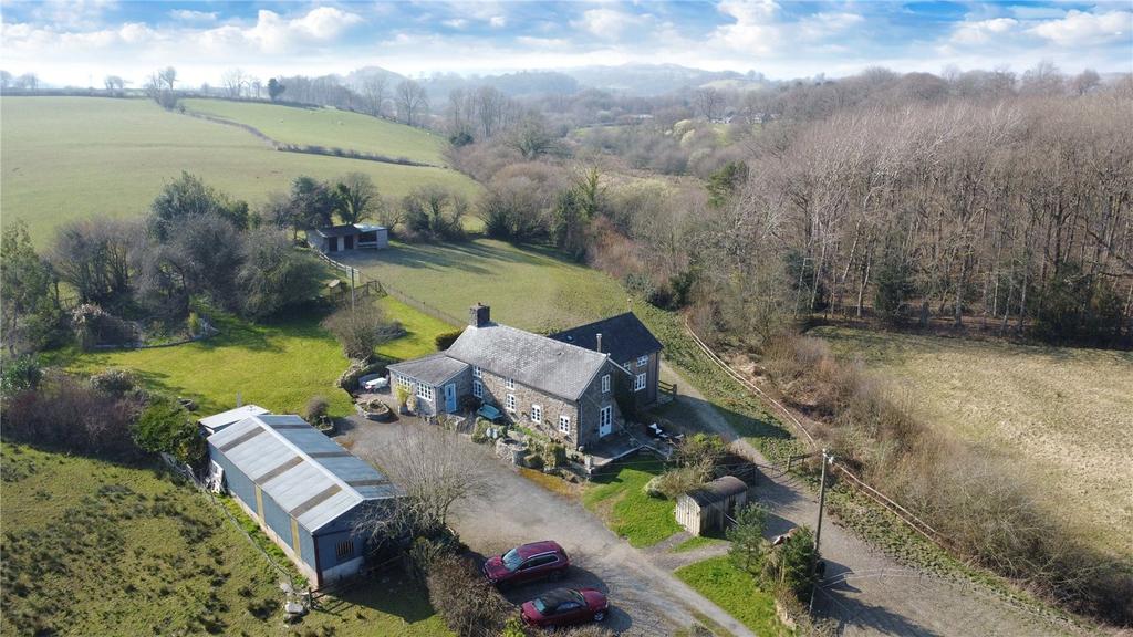 Dolanog, Welshpool, Powys, SY21 4 bed detached house for sale - £650,000