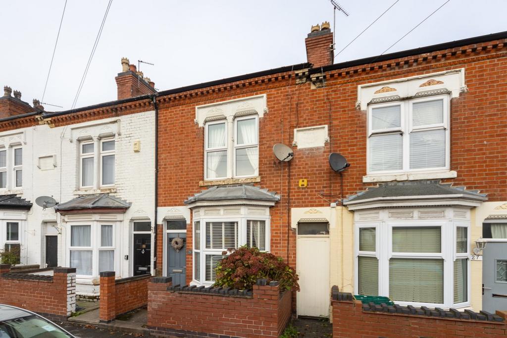 Shaftesbury Road, Leicester, LE3 2 bed terraced house - £180,000