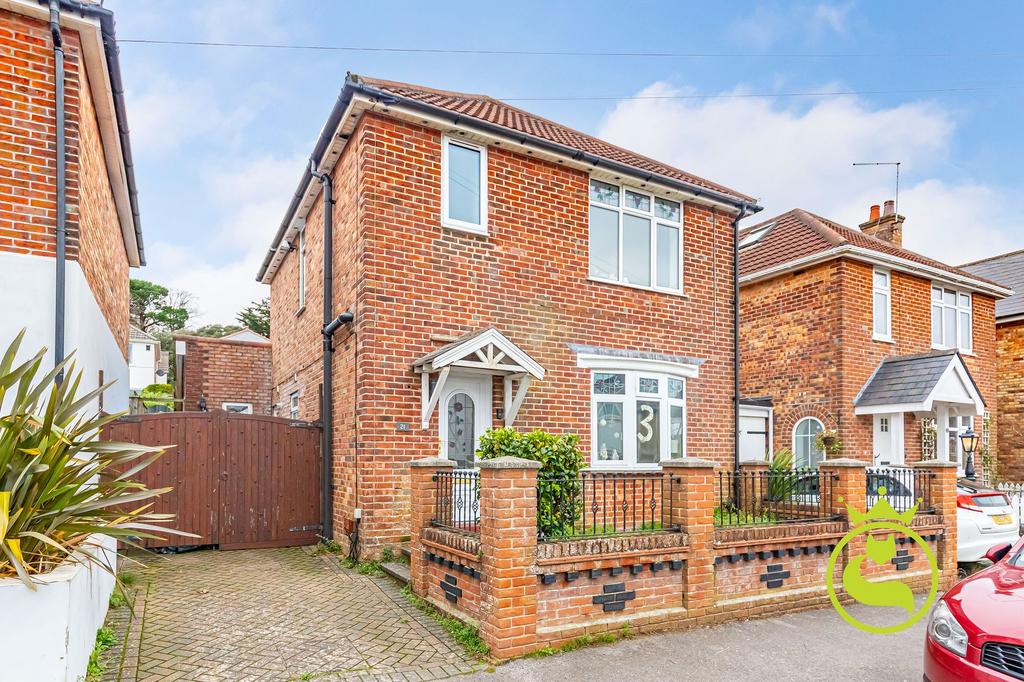 Queens Road, Poole BH14 4 bed detached house for sale - £525,000