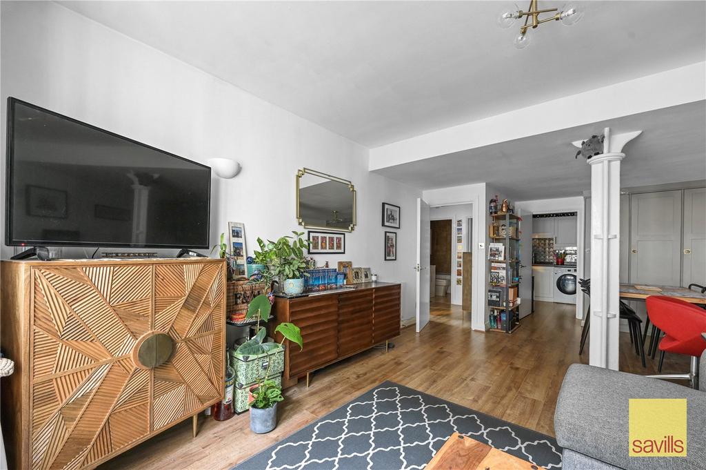 Dundee Court, 73 Wapping High Street... 1 bed apartment - £500,000