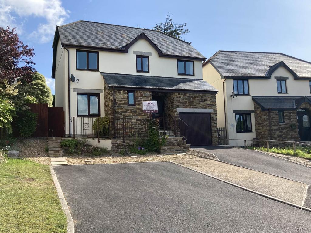Fullaford Park, Buckfastleigh TQ11 4 bed detached house for sale - £435,000