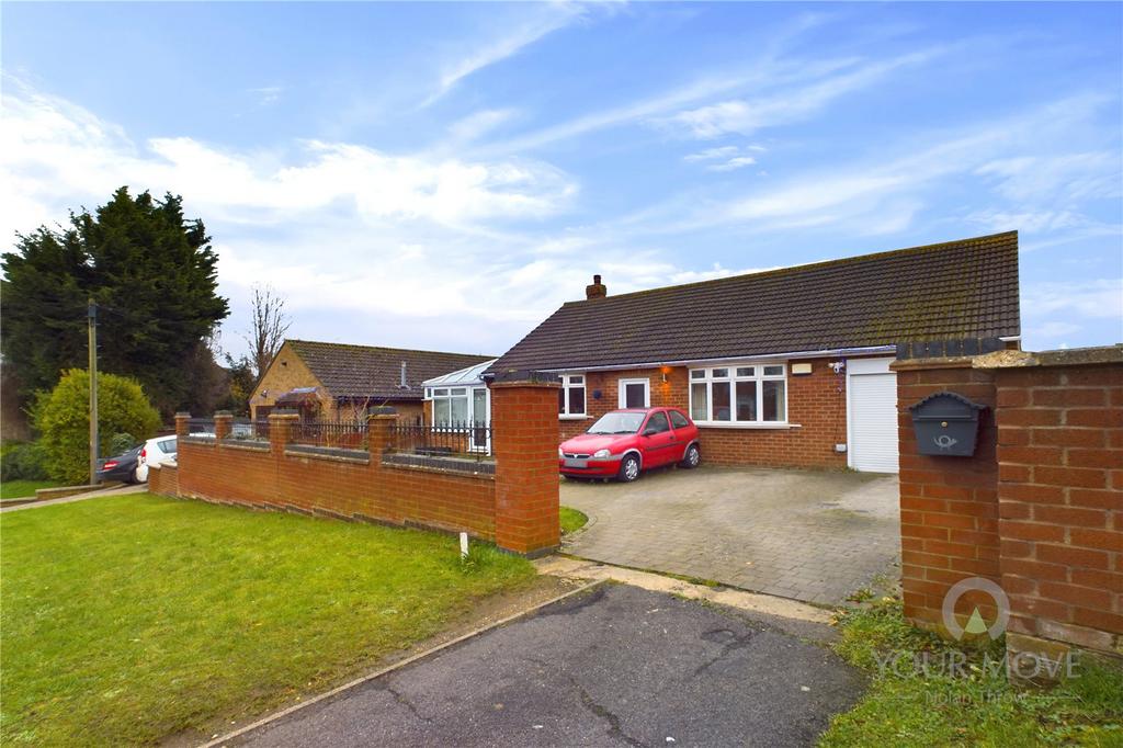 Higham Road, Kettering NN15 4 bed bungalow - £399,950
