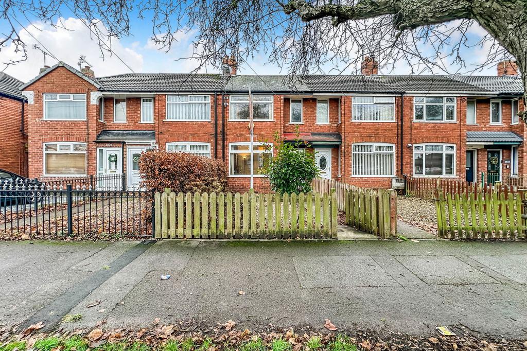 Spring Bank West, Hull HU5 2 bed terraced house - £107,500