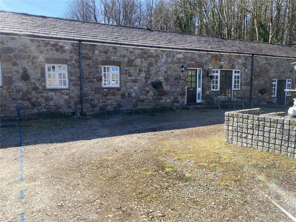 Treborth Road, Bangor, Gwynedd, LL57 3 bed terraced house for sale - £ ...