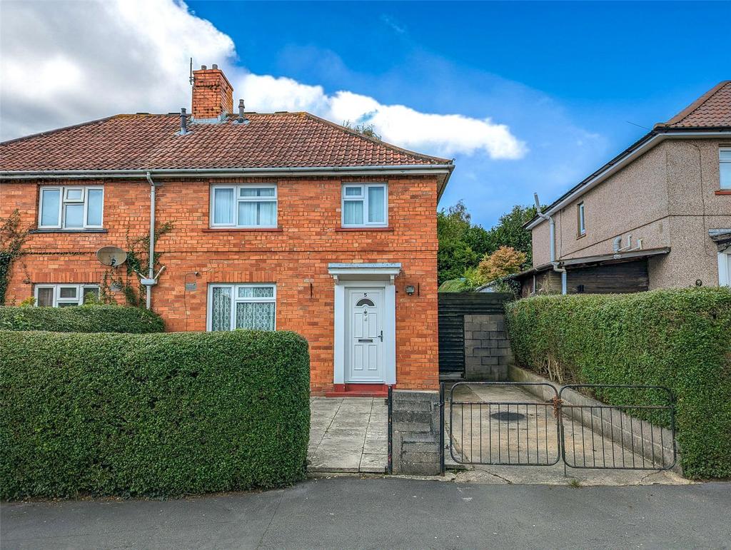 Avening Road, Bristol BS15 3 bed semi-detached house - £290,000
