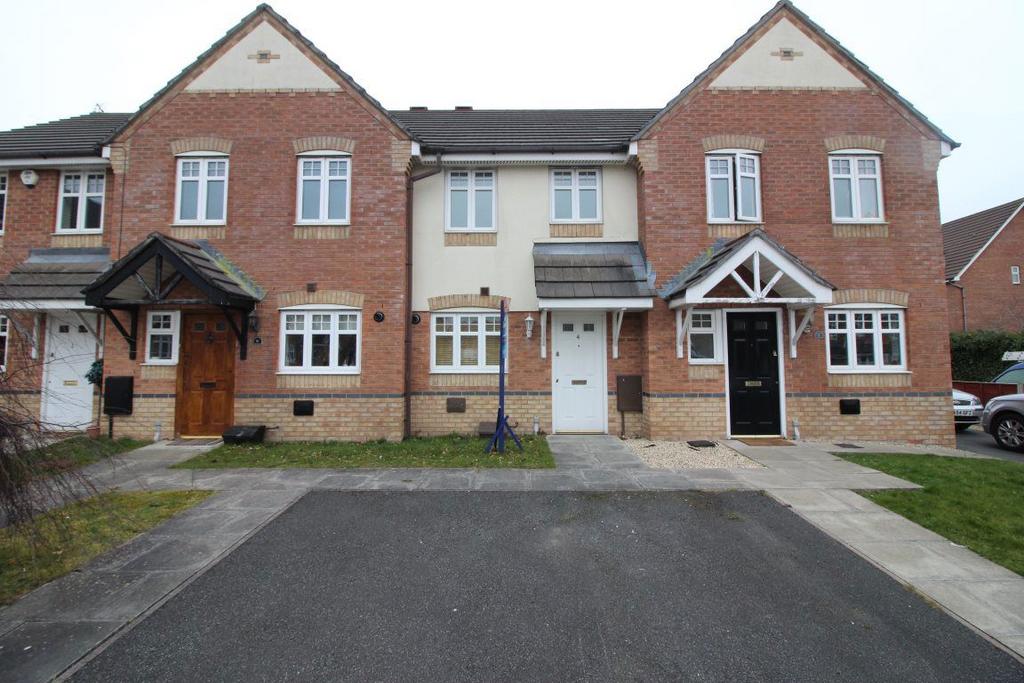 Stuart Close, Platt Bridge 2 bed townhouse to rent - £725 pcm (£167 pw)