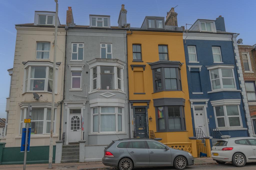 Grange Road, Ramsgate, CT11 2 bed flat for sale - £160,000