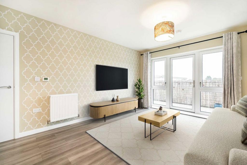 Springfield Drive, London SW17 2 bed flat - £2,250 pcm (£519 pw)
