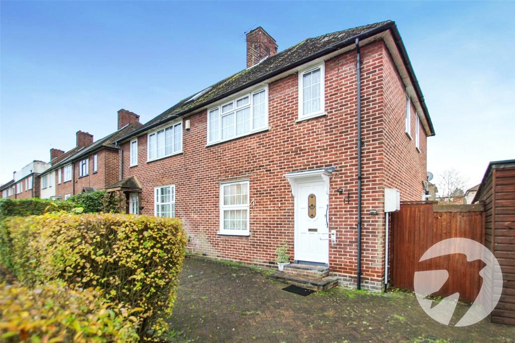 Dunkery Road, London, SE9 3 bed semi-detached house - £450,000