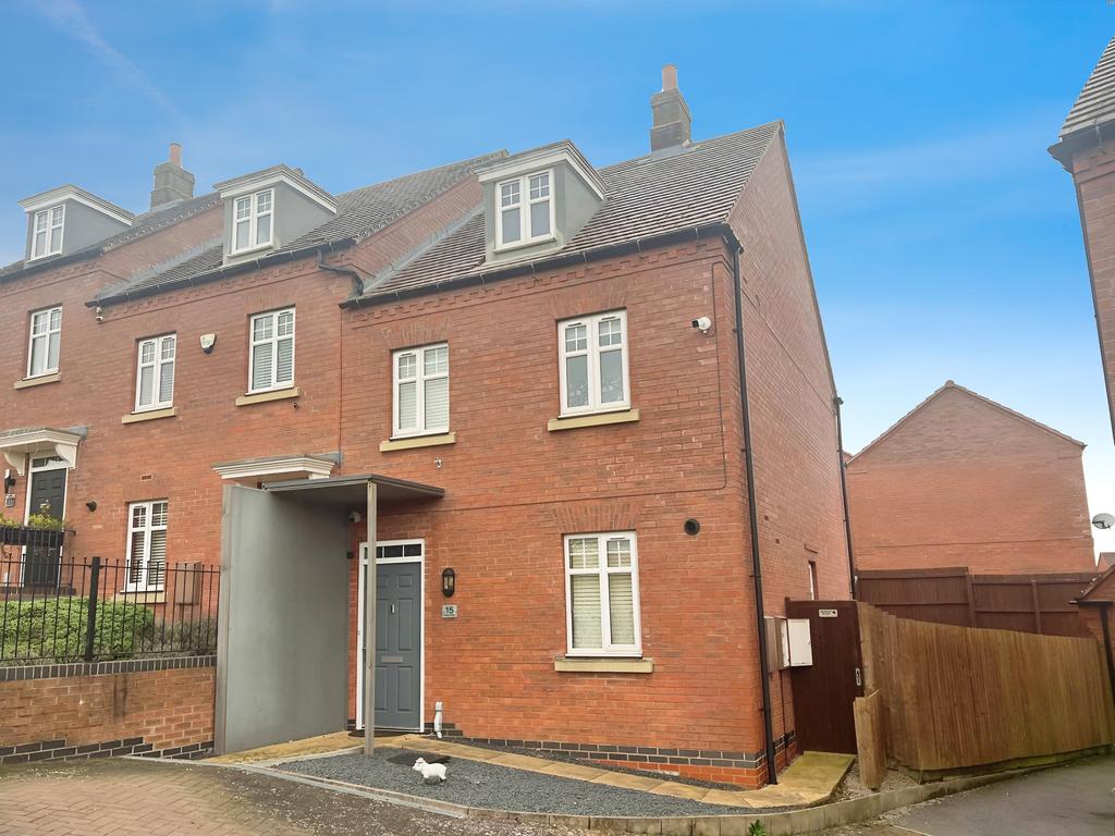 15 Betony Road, Coton Park, Rugby... 3 bed end of terrace house - £250,000