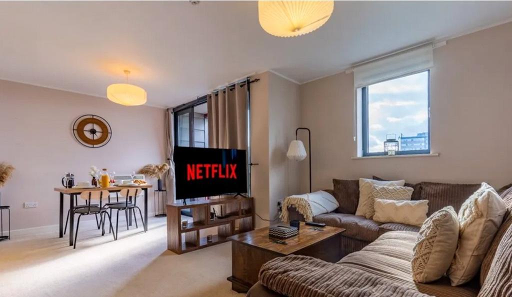 Ashburton Triangle, Drayton Park... 2 bed apartment - £2,500 pcm (£577 pw)