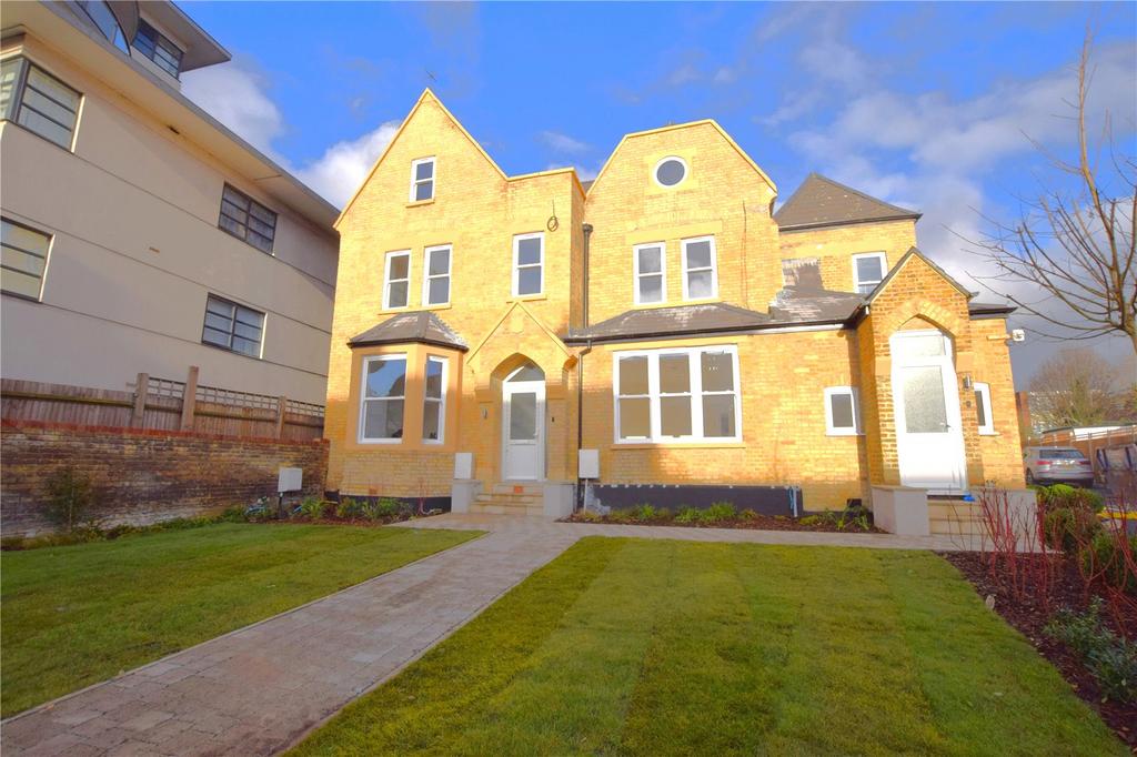 High Road, Chadwell Heath, RM6 4 bed semi-detached house for sale - £ ...