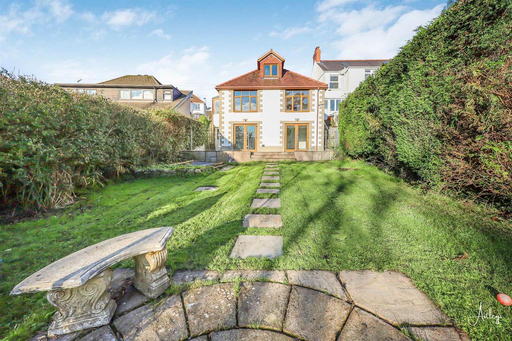 Hendrefoilan Road, Sketty, Swansea 5 bed detached house - £525,000