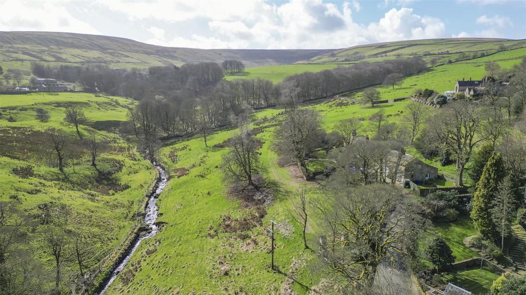 Tor Side, Helmshore, Rossendale 3 bed cottage - £1,500 pcm (£346 pw)