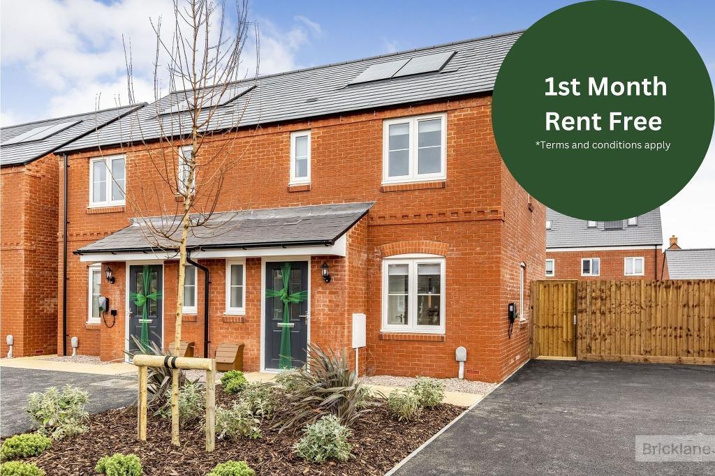 Rothwell, Kettering NN14 3 bed semi-detached house - £1,350 pcm (£312 pw)