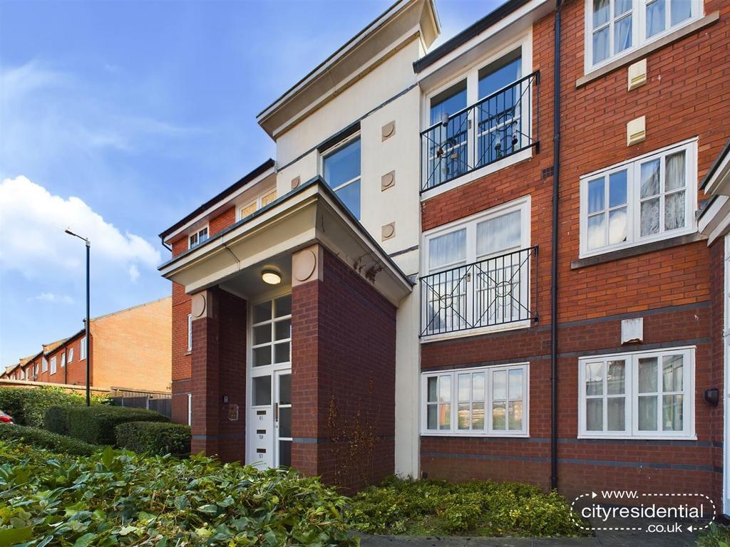 Alexandra Court, Liverpool 2 bed apartment - £139,000