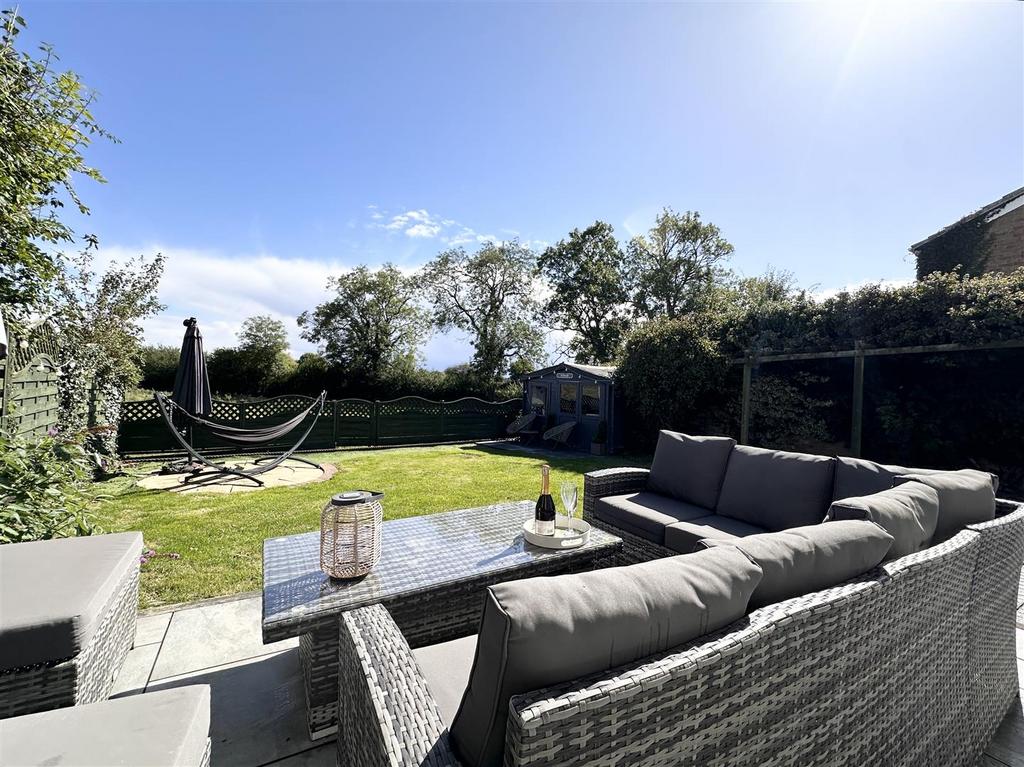 Iona Way, Countesthorpe LE8 4 bed detached house for sale - £425,000