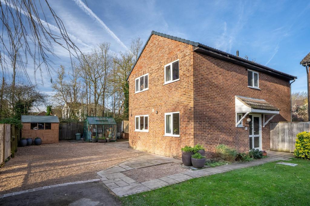 Sudeley Grove, Hardwick, CB23 5 bed house for sale - £620,000