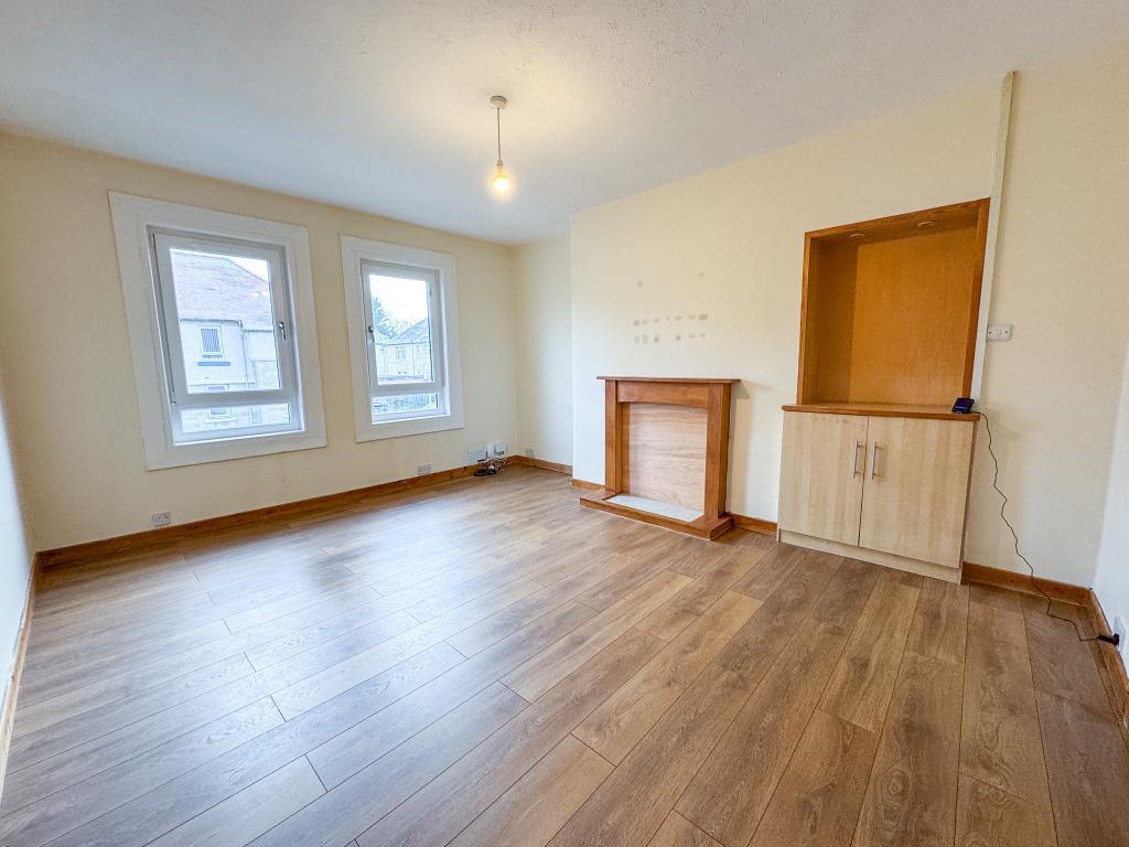 Reed Drive, Newtongrange, Midlothian... 3 bed villa - £1,300 pcm (£300 pw)