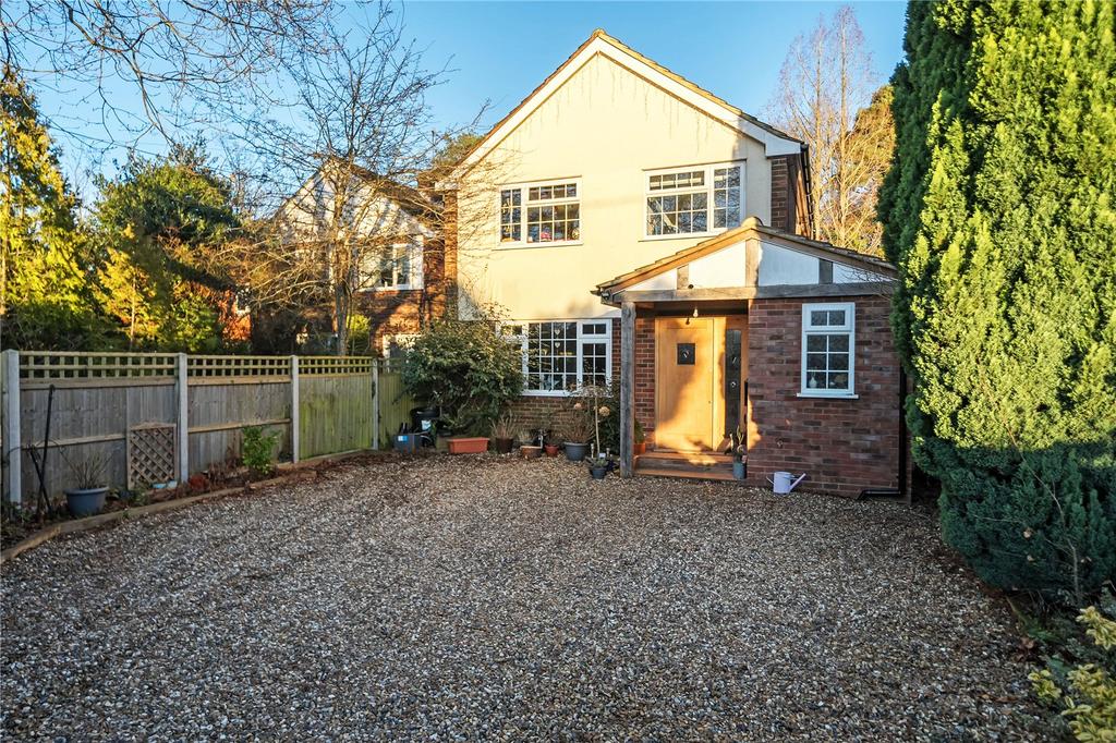 Red House Lane, Elstead, Godalming... 4 bed detached house - £900,000